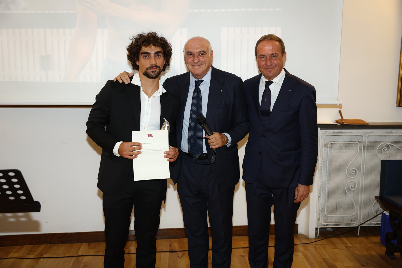 CONSEGNATI I RICONOSCIMENTI DEL PREMIO “POSILLIPO CULTURA DEL MARE E ...